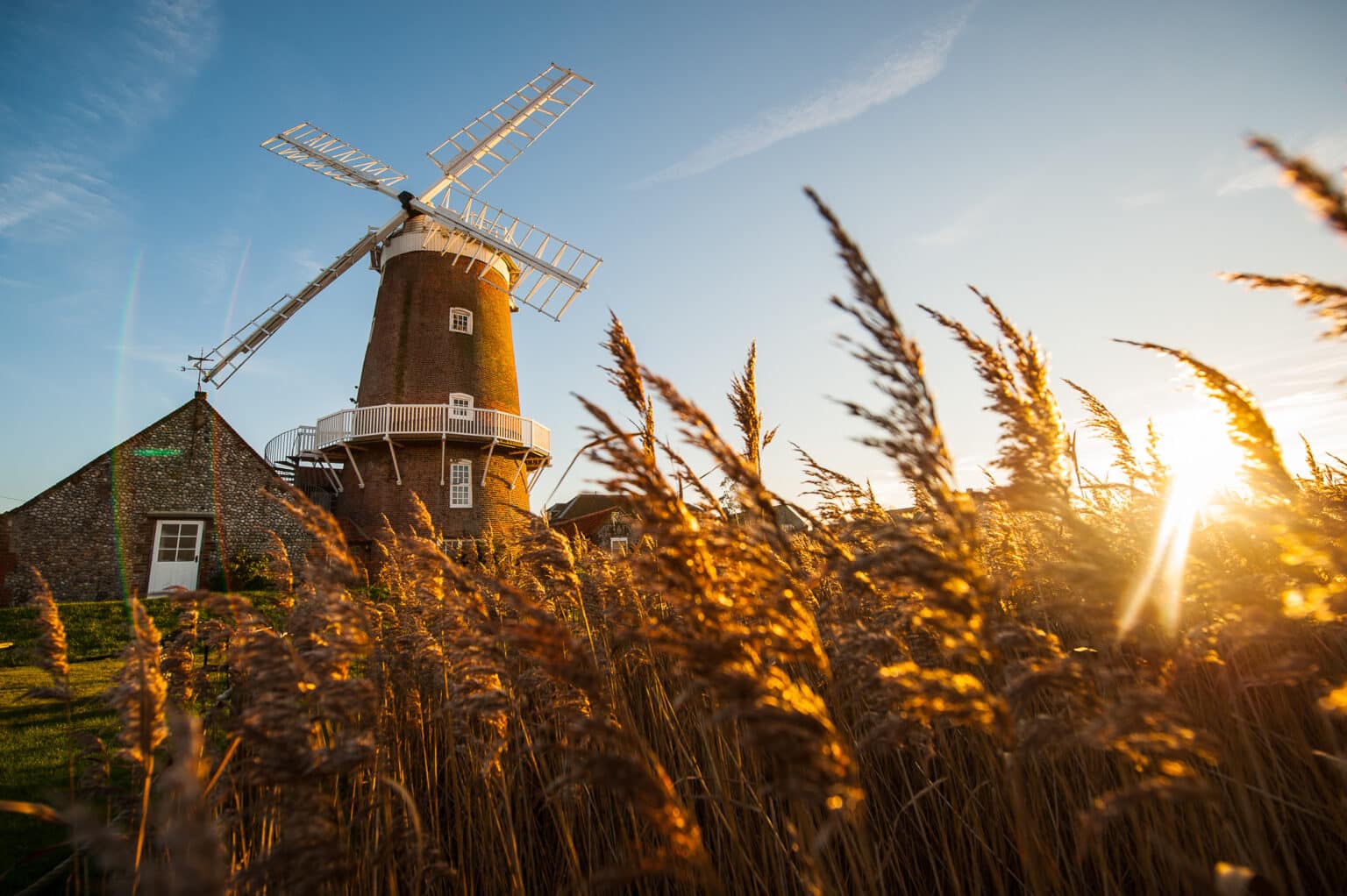 Cley Windmill - Historic Guesthouse with Stunning Views